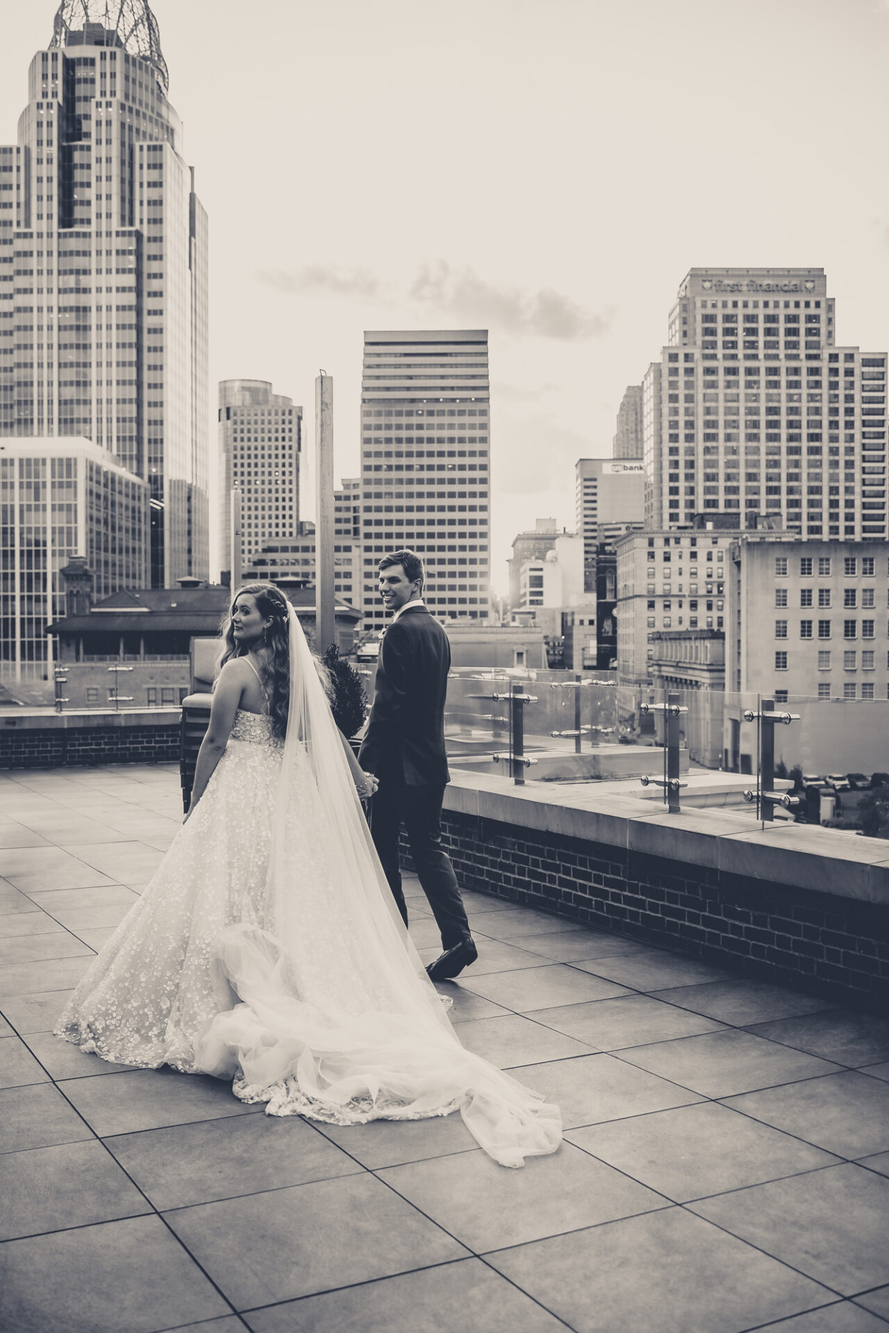 Perfect Love, Perfect View: Unforgettable Rooftop Wedding at Lytle Park ...